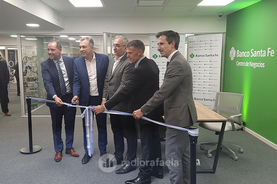 Inauguración del primer Centro de Negocios del Nuevo Banco Santa Fe ...